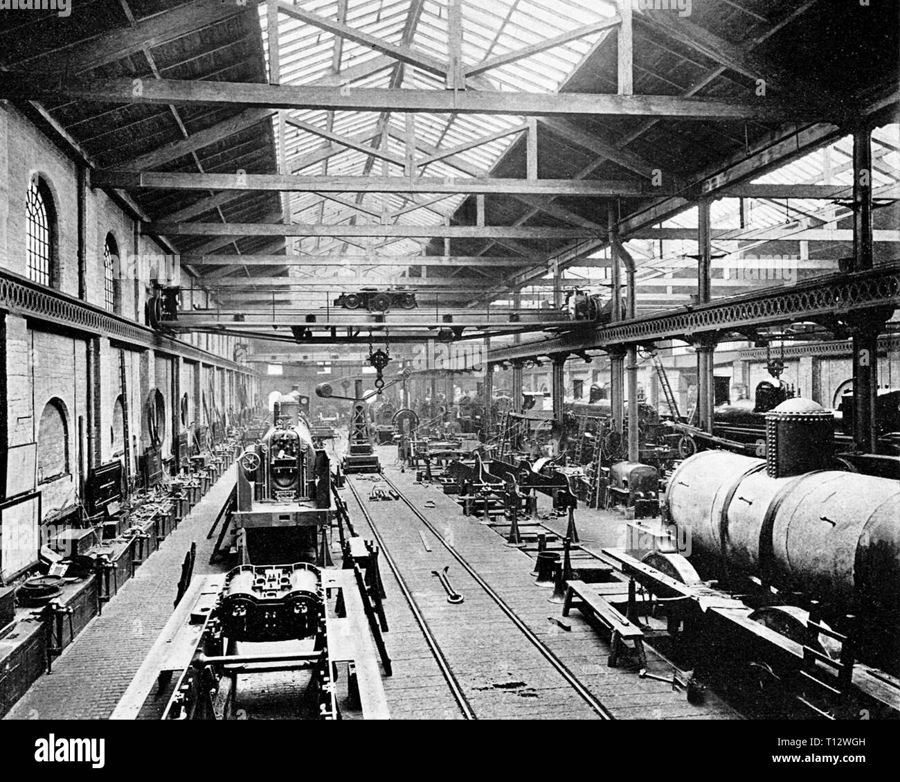 Crewe works hi-res stock photography and images - Alamy