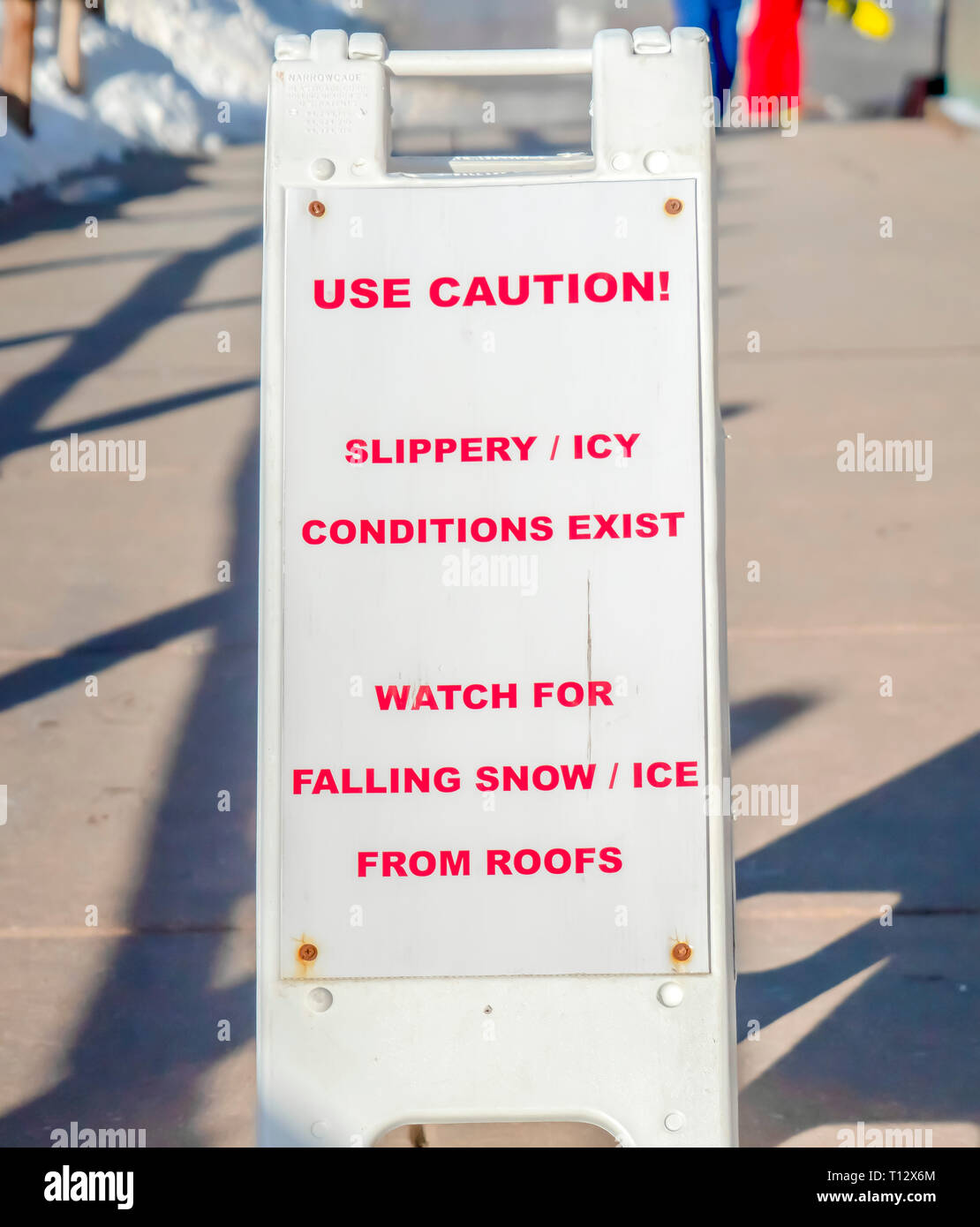 Caution falling ice sign hi-res stock photography and images - Alamy