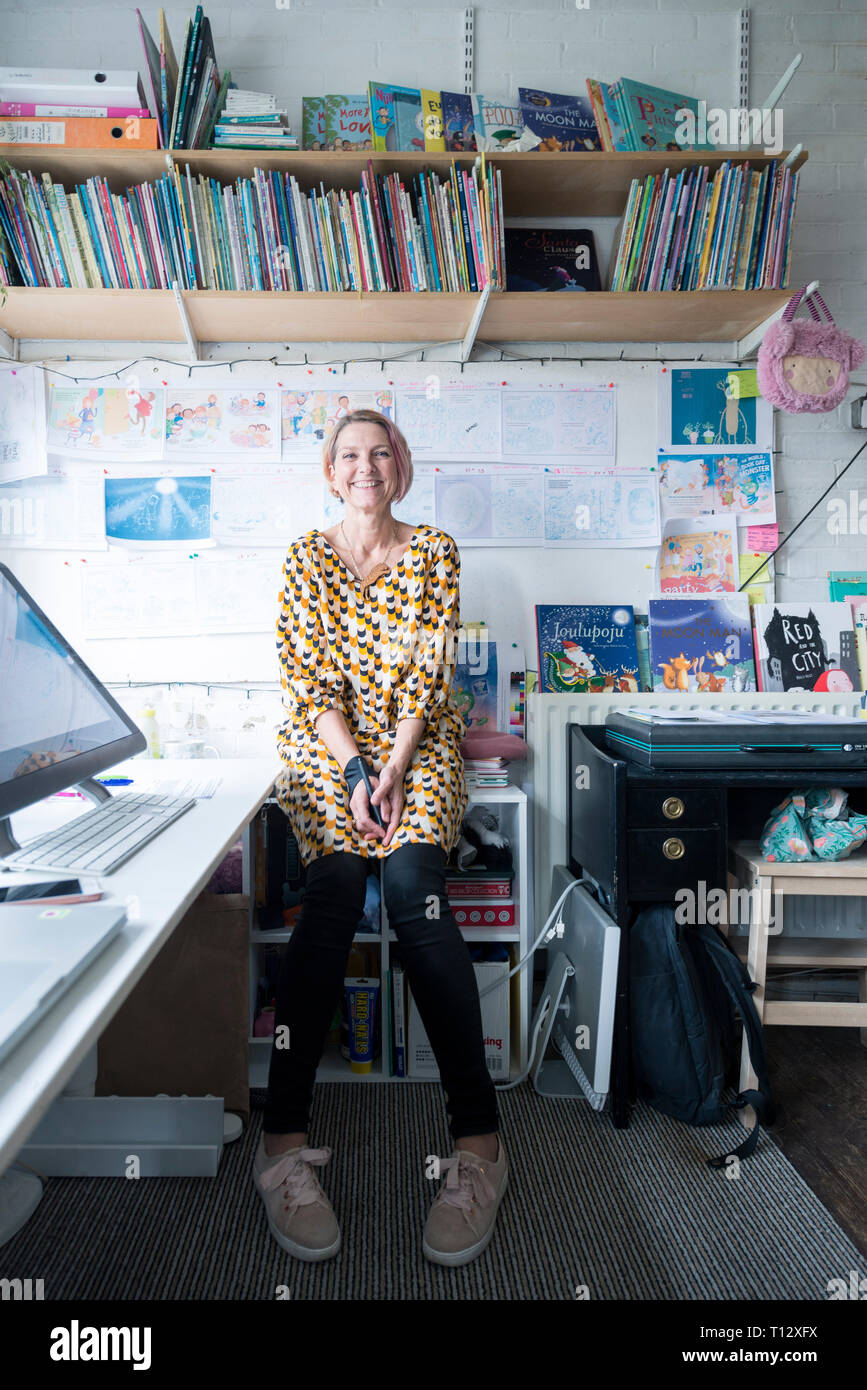 Female Cartoonist At Work High Resolution Stock Photography and Images ...