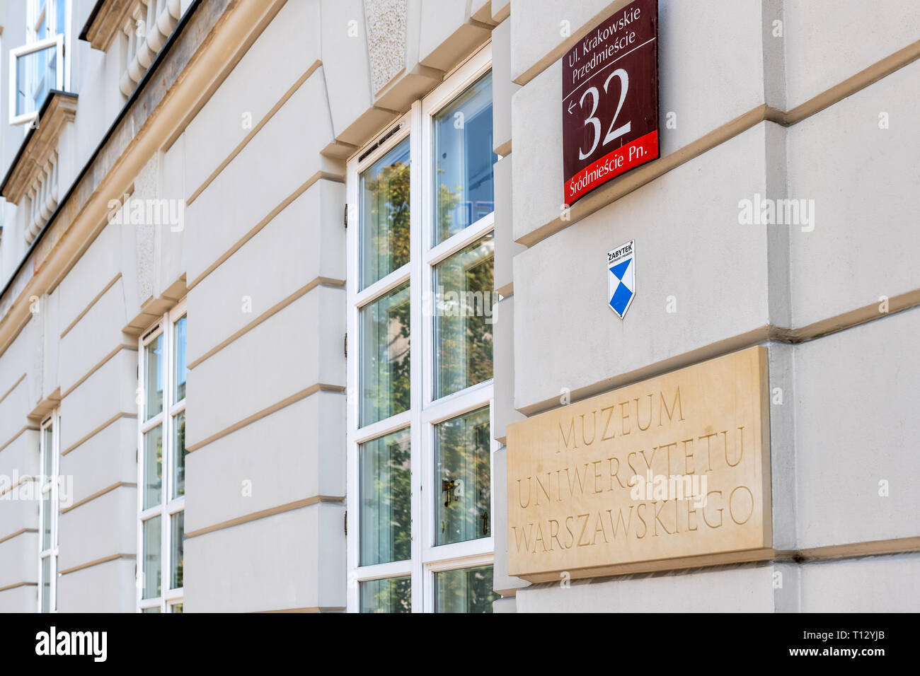 Warsaw, Poland - August 23, 2018: Old town historic street in capital ...