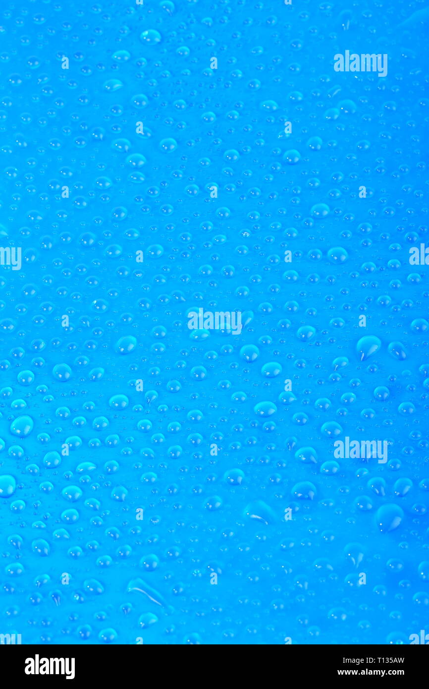 Glass water spilled drops hi-res stock photography and images - Alamy