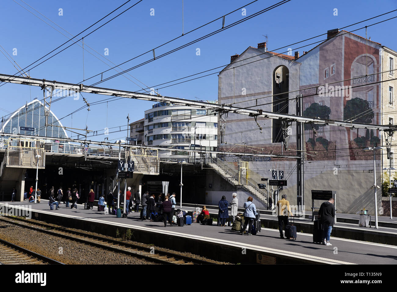 Railway station montpellier hi-res stock photography and images - Alamy