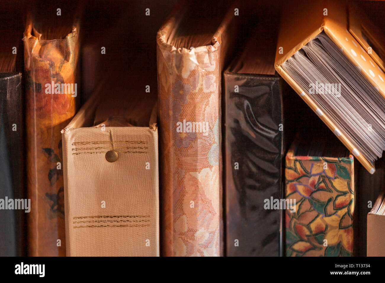 Old photo albums cover hi-res stock photography and images - Alamy