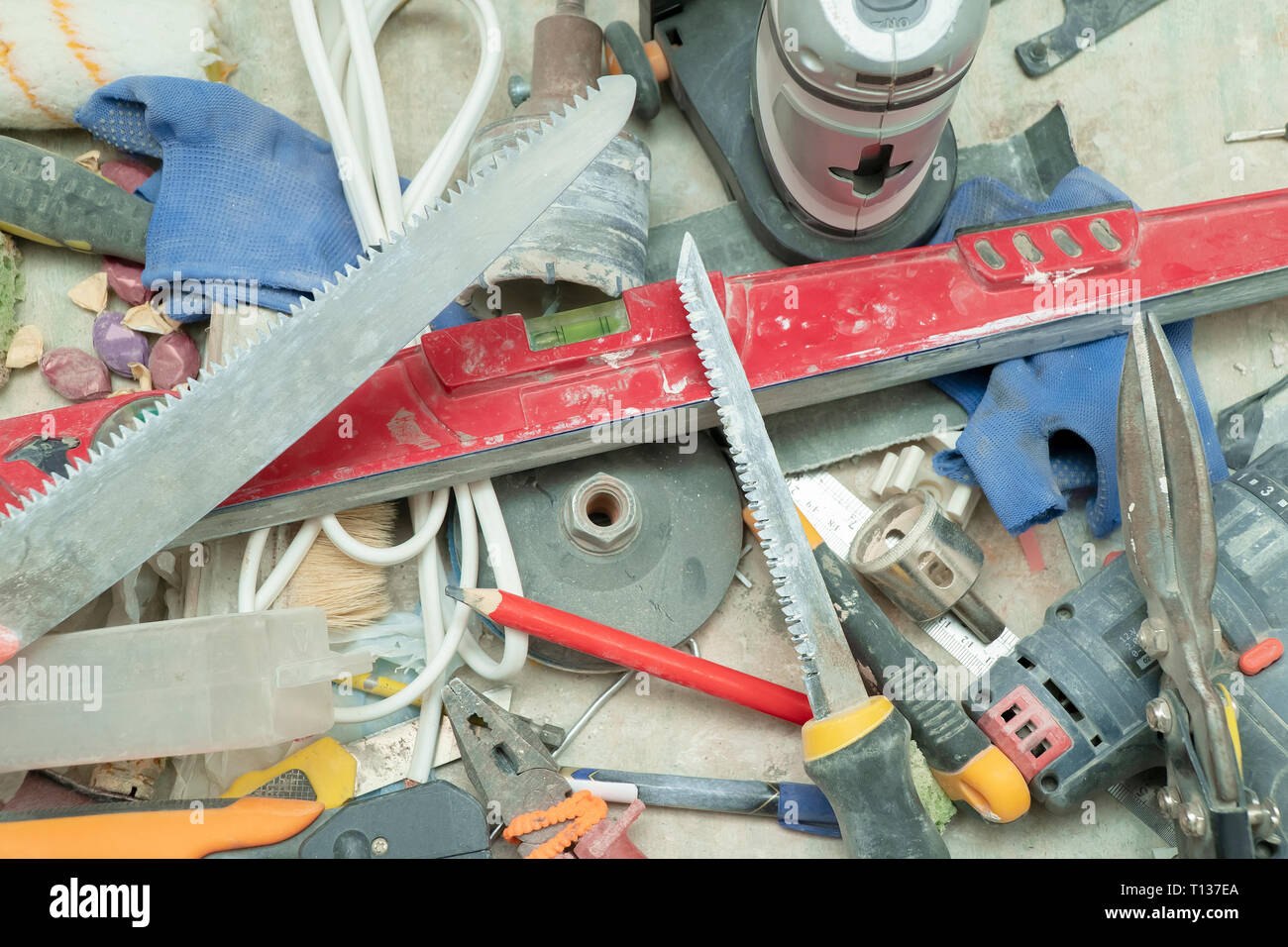 Tools scattered hi-res stock photography and images - Alamy