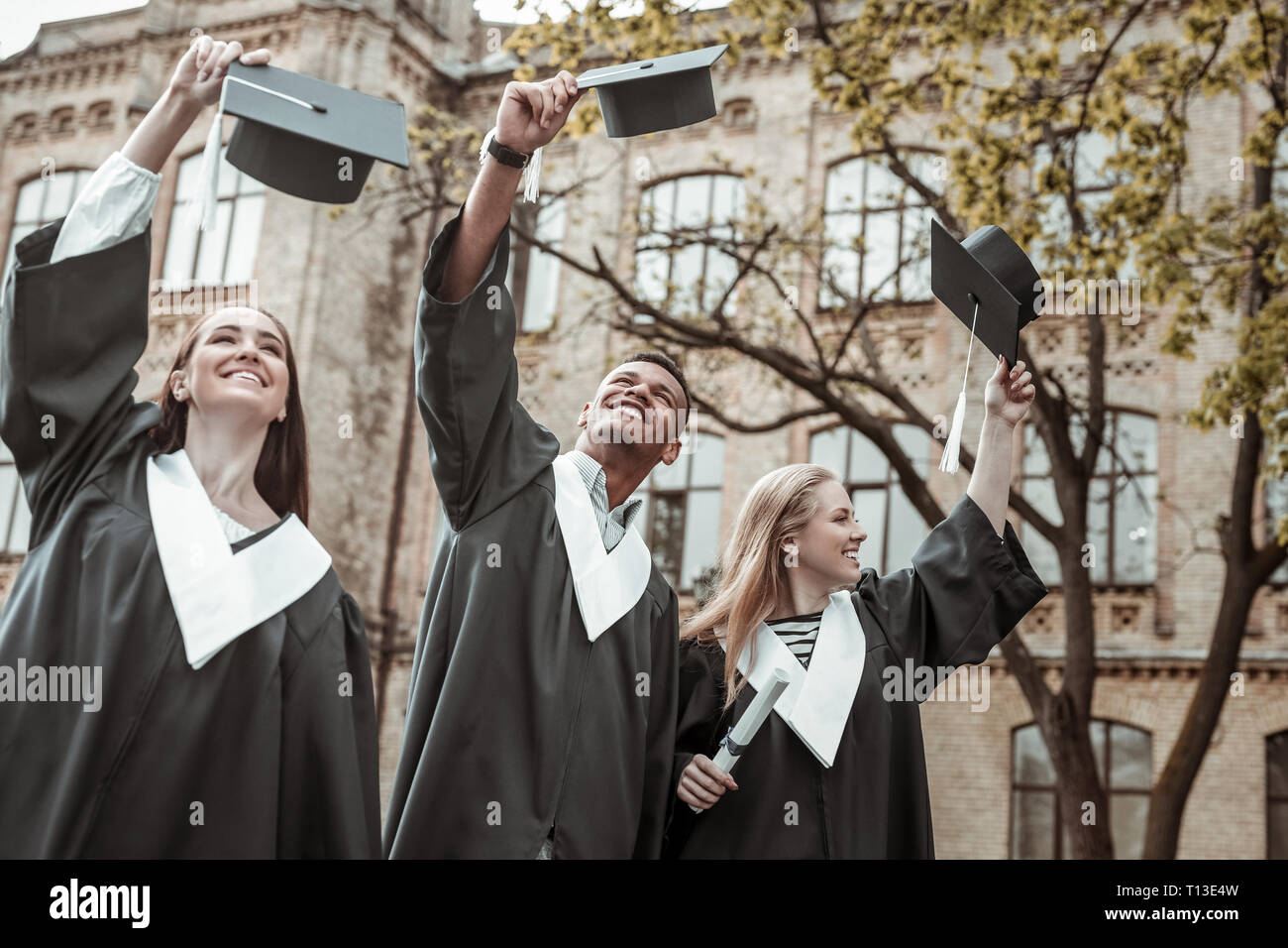 School leavers hi-res stock photography and images - Alamy