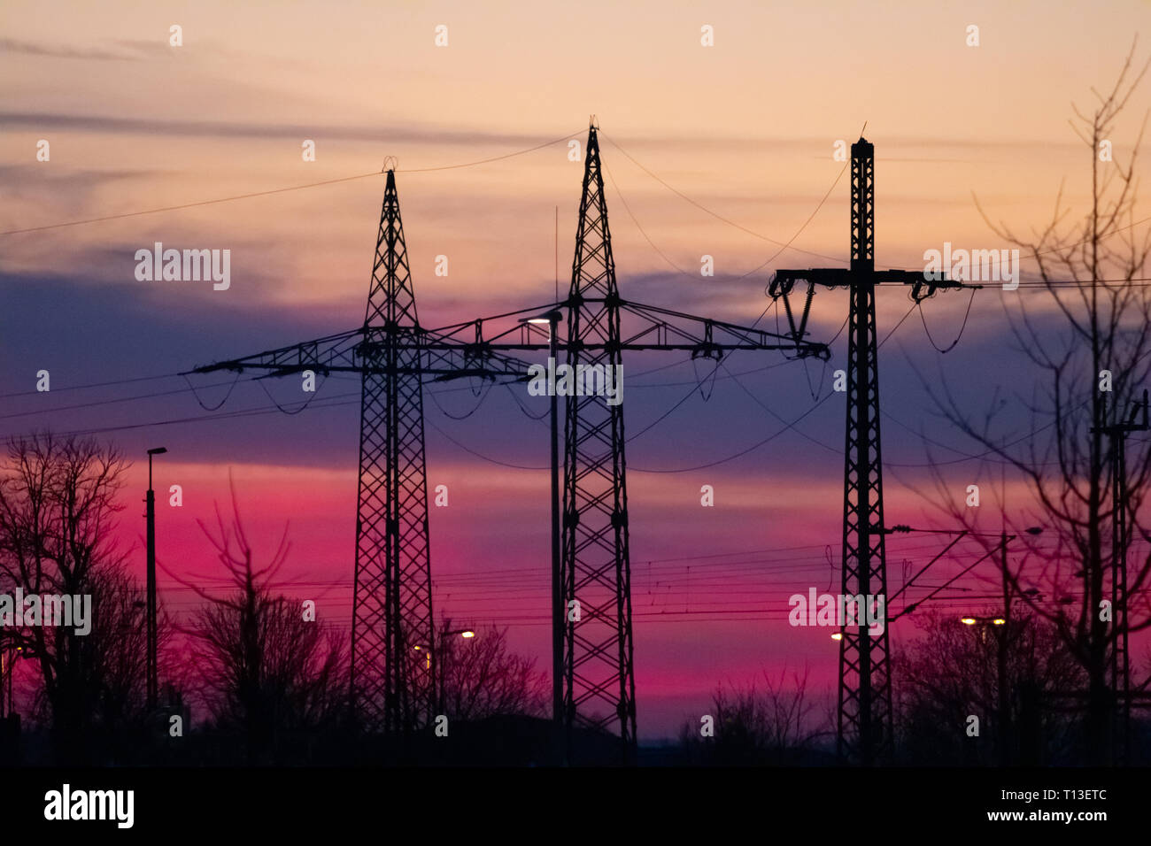 Electricity cable hi-res stock photography and images - Alamy