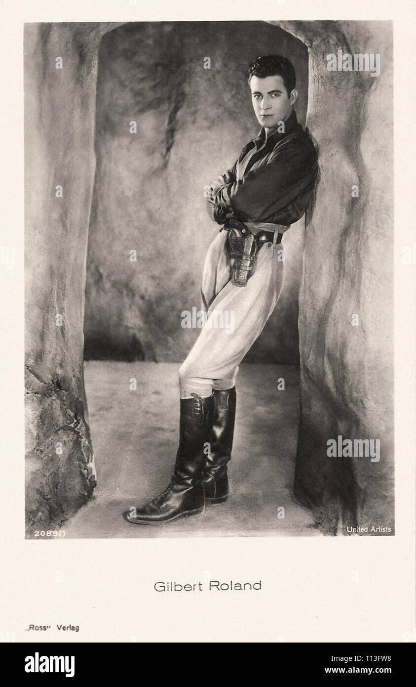 Gilbert roland hi-res stock photography and images - Alamy