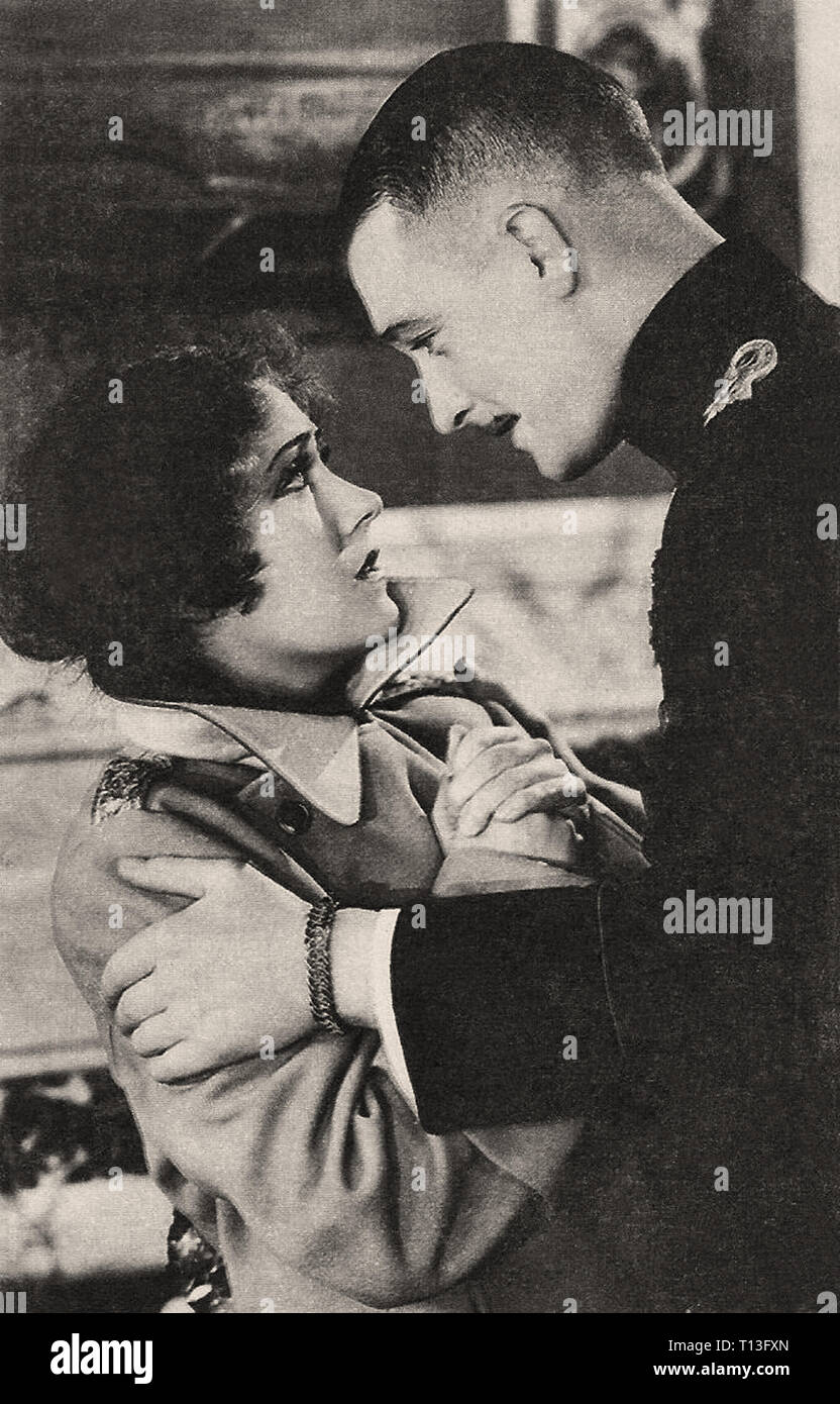 Promotional photography of Gloria Swanson in Queen Kelly - Silent movie ...