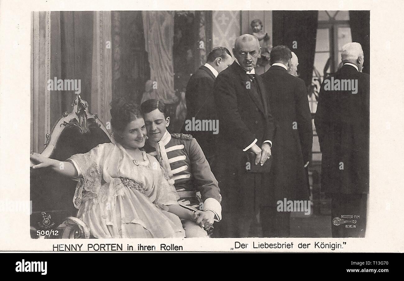 Promotional photography of Henny Porten in Der Liebesbrief Der Königin - Silent movie era Stock ...