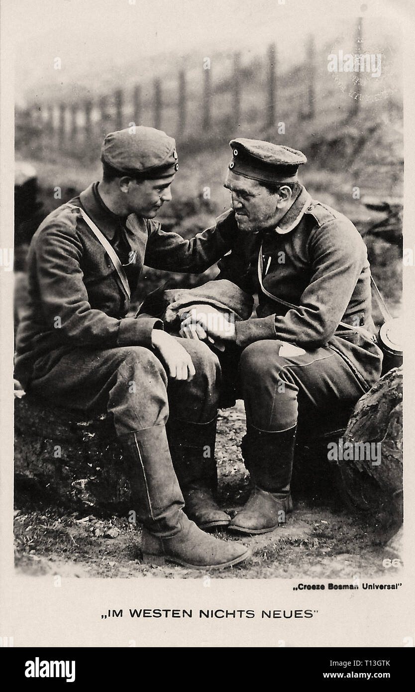 Promotional photography of Lew Ayres and Louis Wolheim in All Quiet on ...