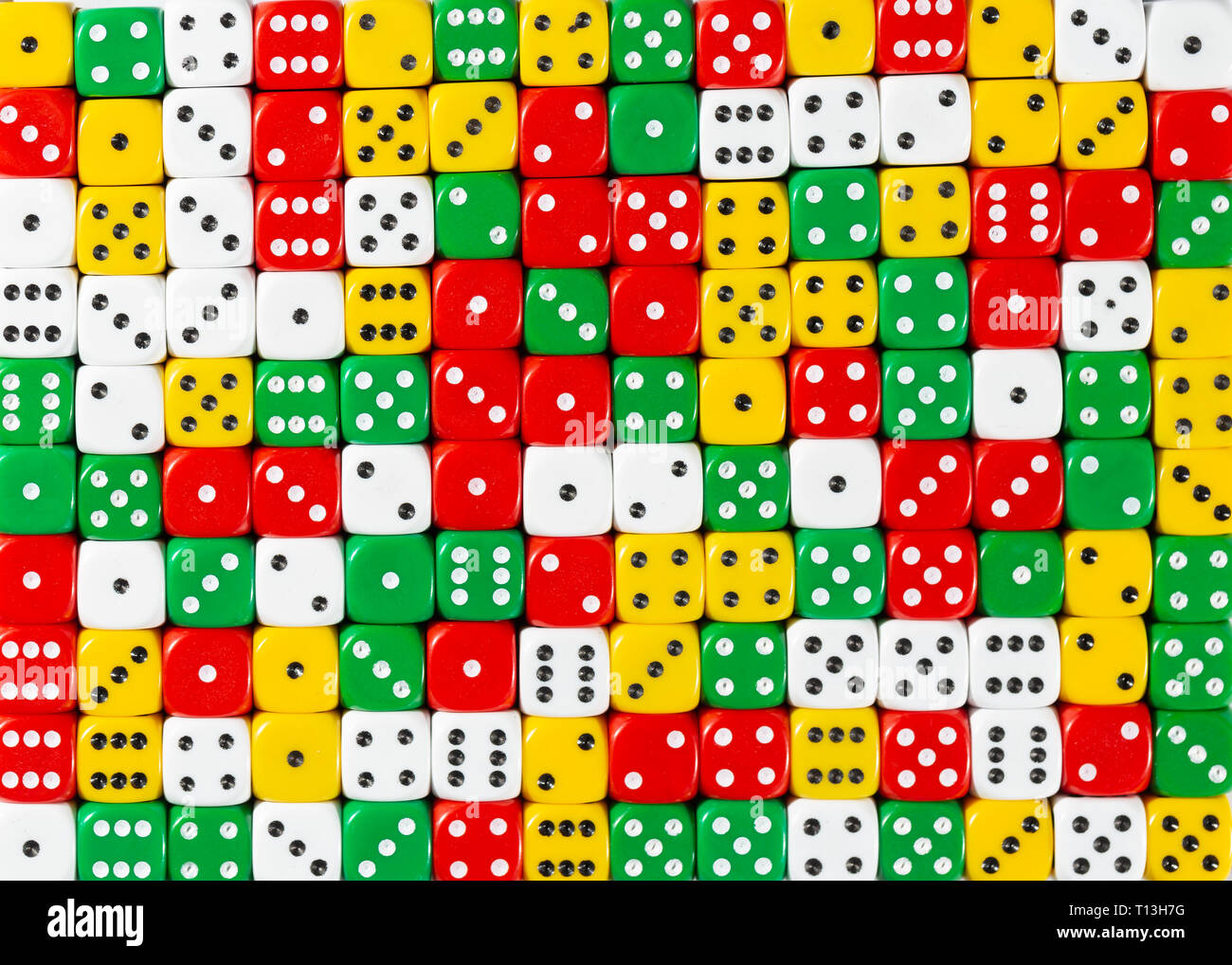 Horizontal black white maze pattern hi-res stock photography and images ...
