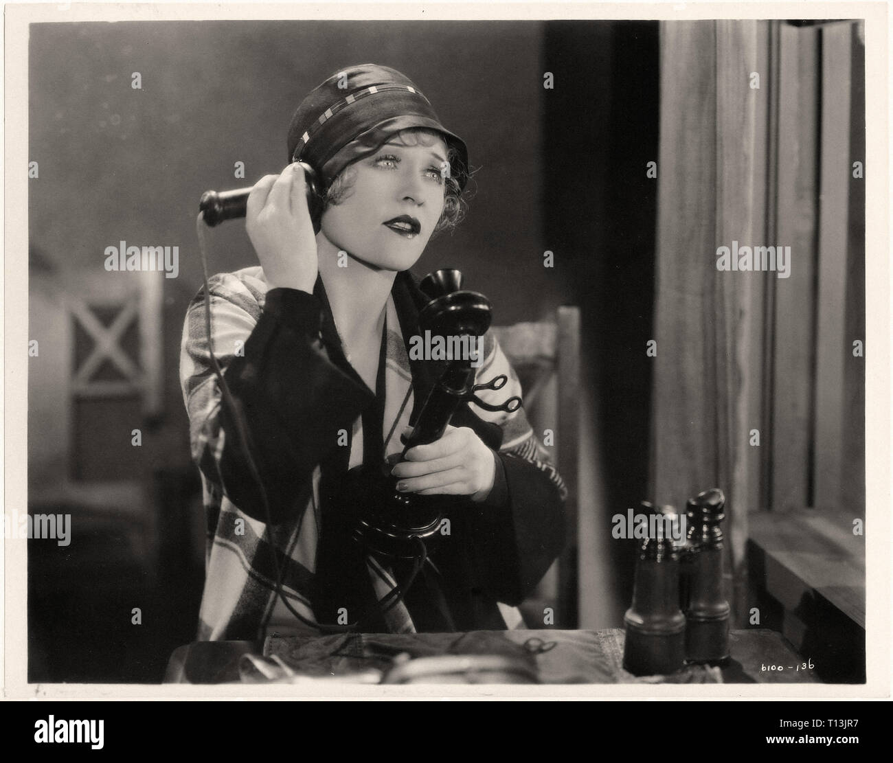 Promotional photography of Phyllis Haver in No Control (1927) - Silent ...