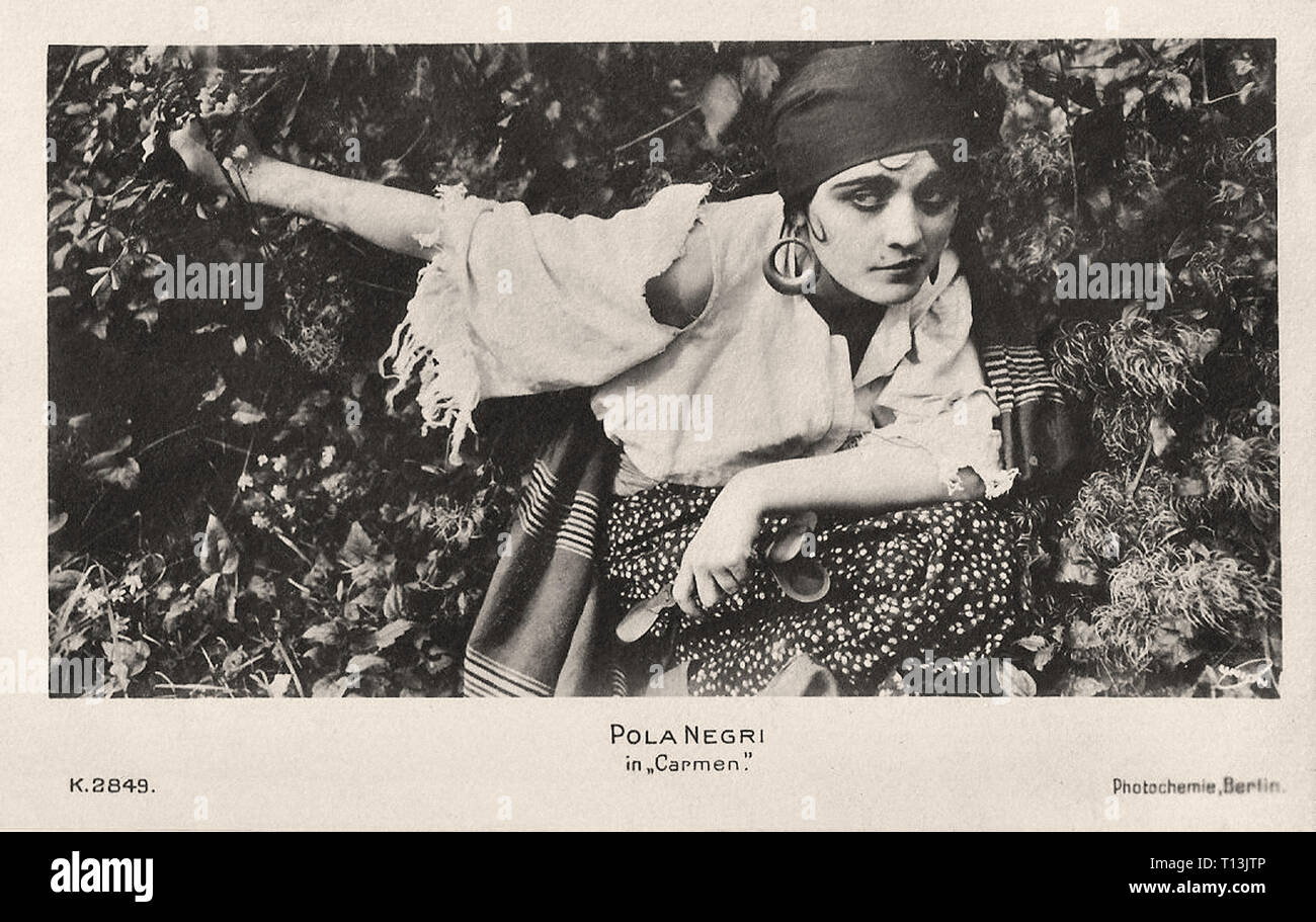 Promotional photography of Pola Negri in Carmen (1918) - Silent movie era Stock Photo - Alamy