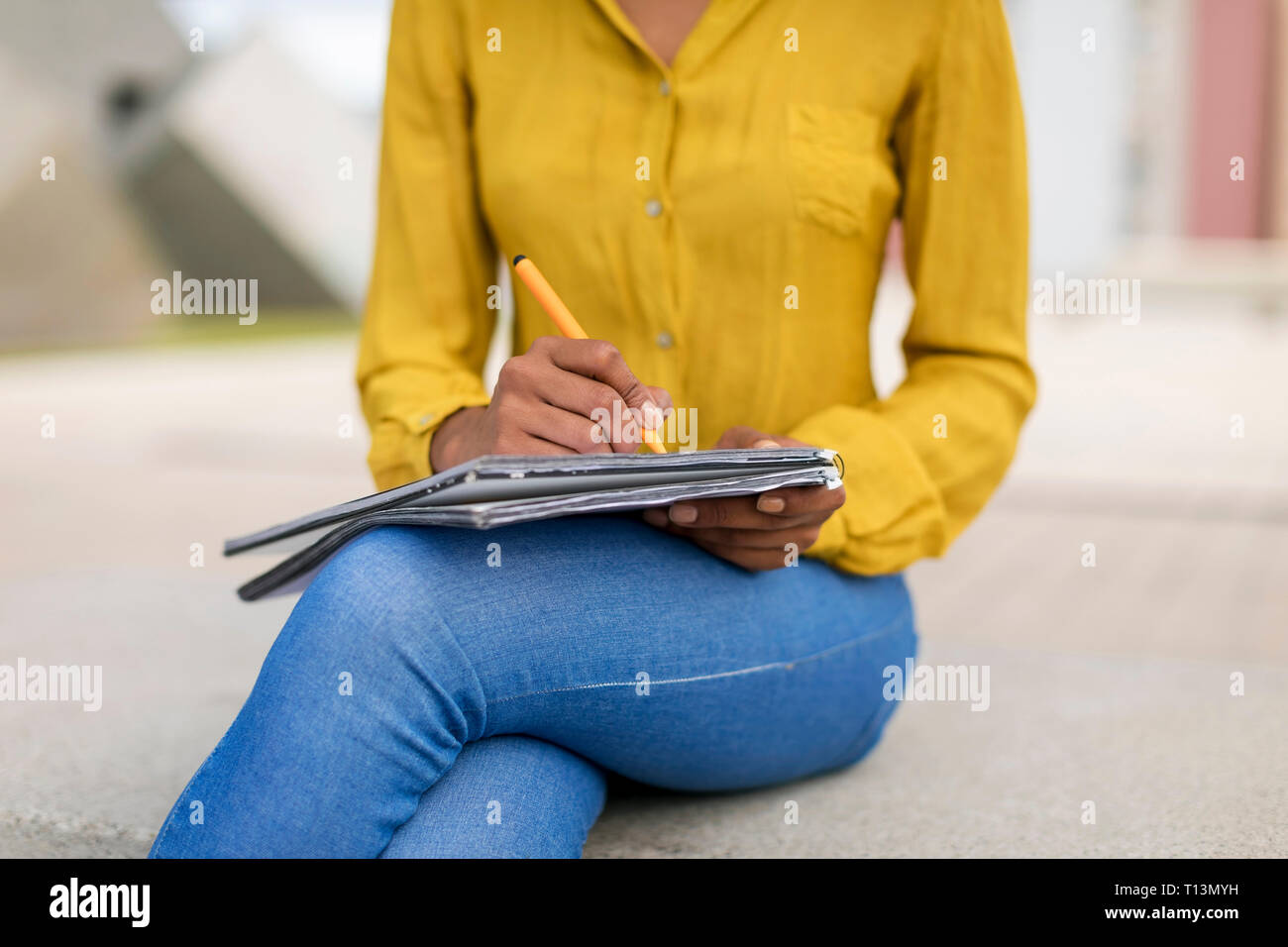 Bench notes hi-res stock photography and images - Alamy