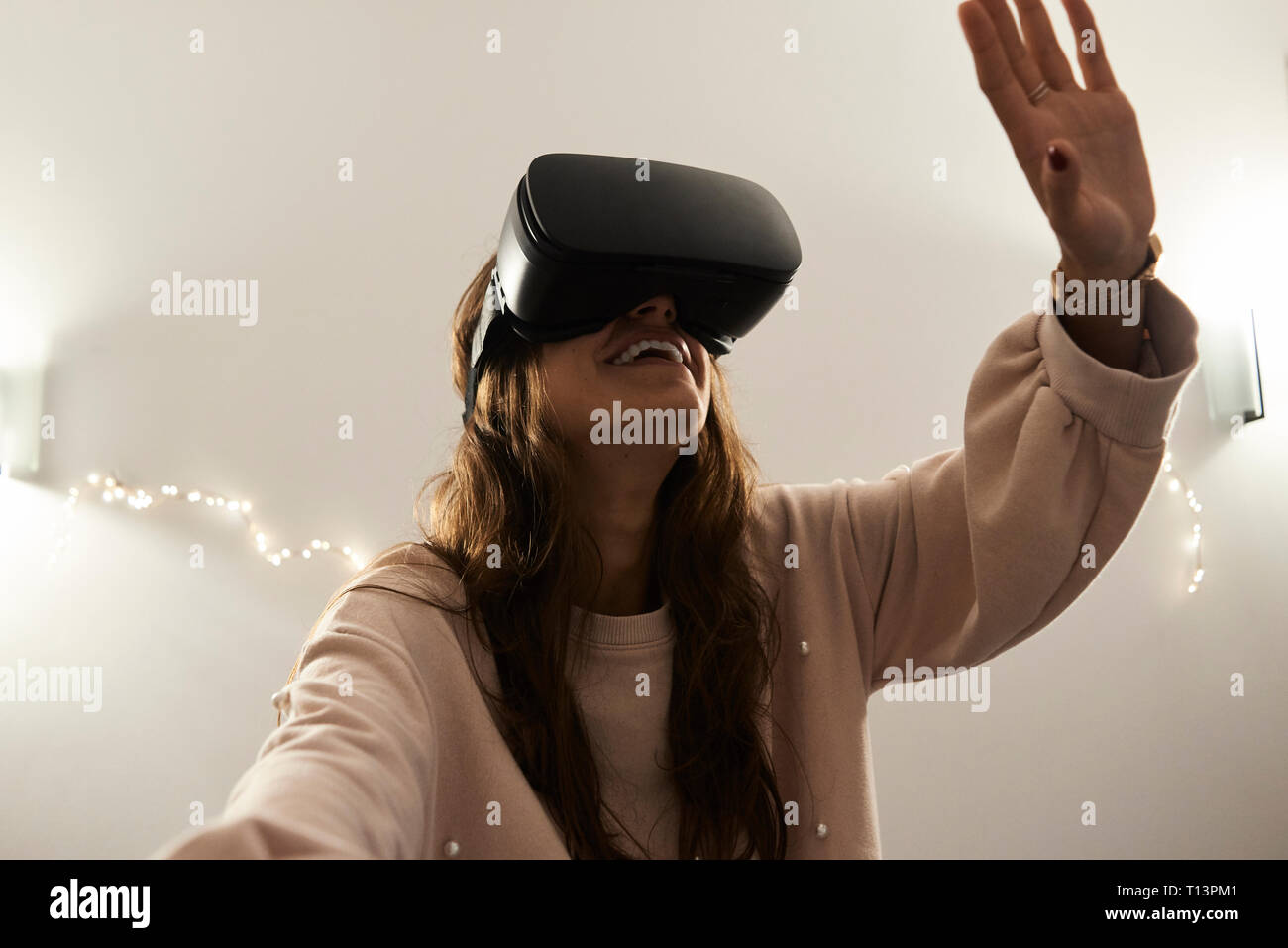 Vr headsets hi-res stock photography and images - Alamy