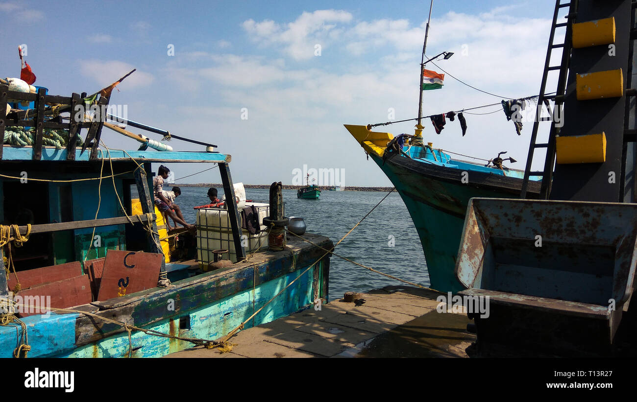 Chennai port hi-res stock photography and images - Alamy