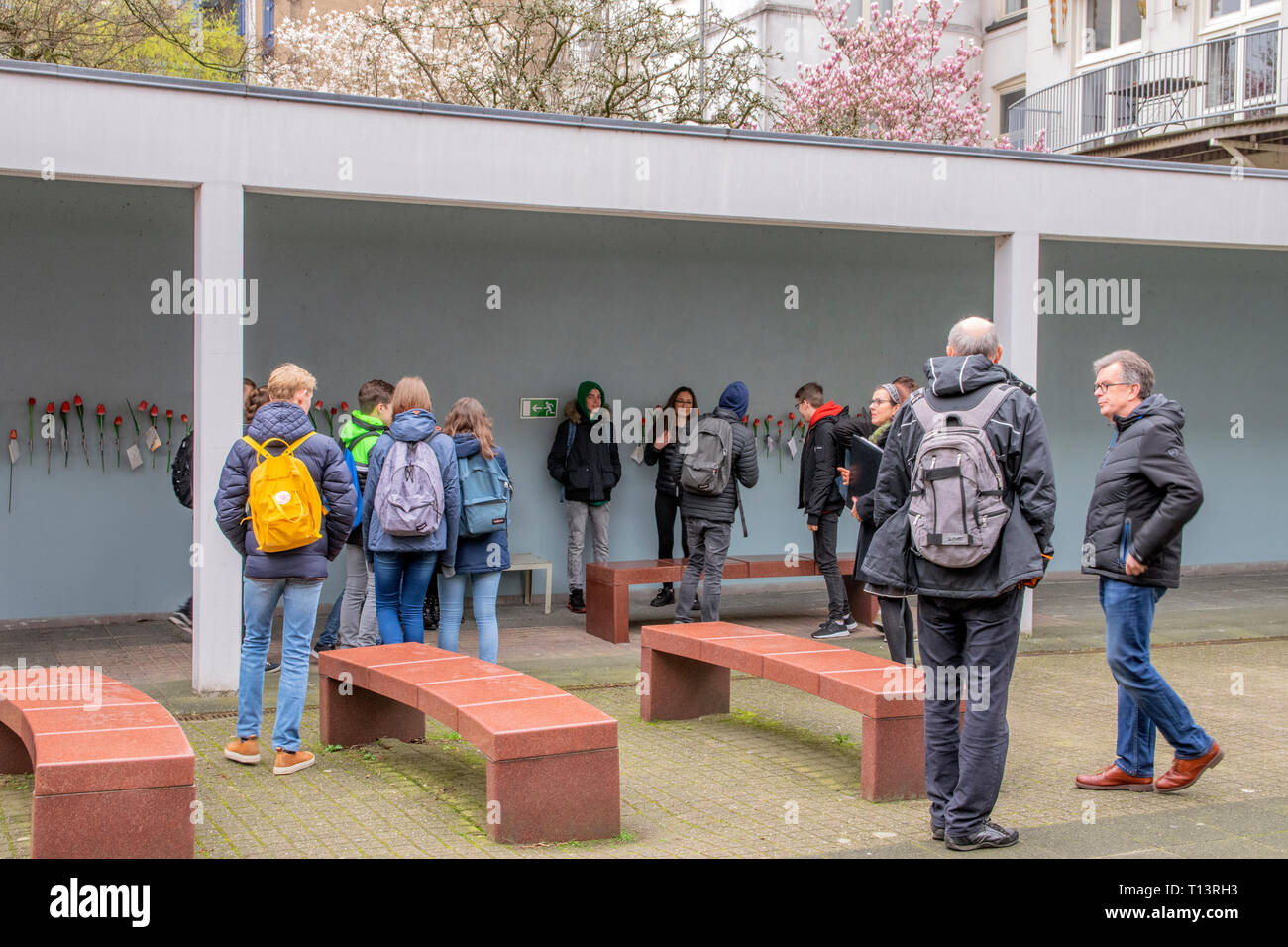 Dutch students jewish hi-res stock photography and images - Alamy