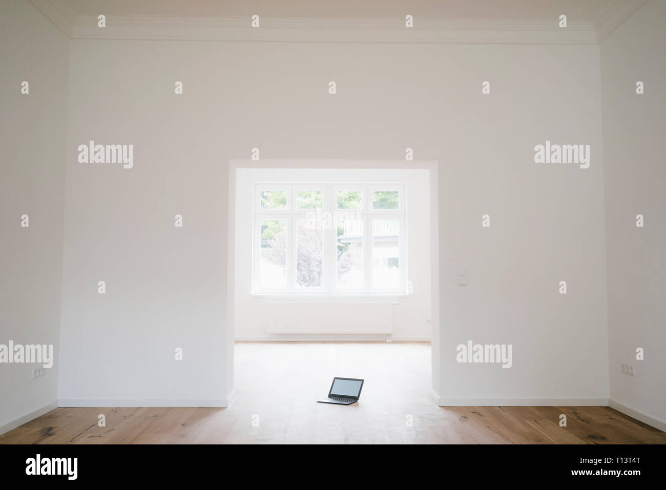 Refurbished house hi-res stock photography and images - Alamy