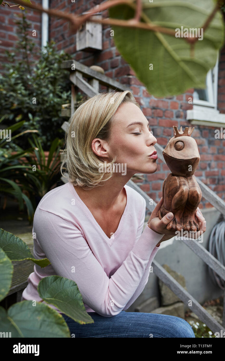 Kissing stairs hi-res stock photography and images - Alamy