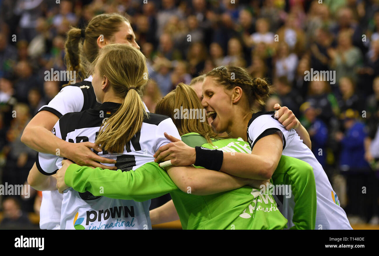 Oldenburg, Germany. 23rd Mar, 2019. Handball, women: International ...
