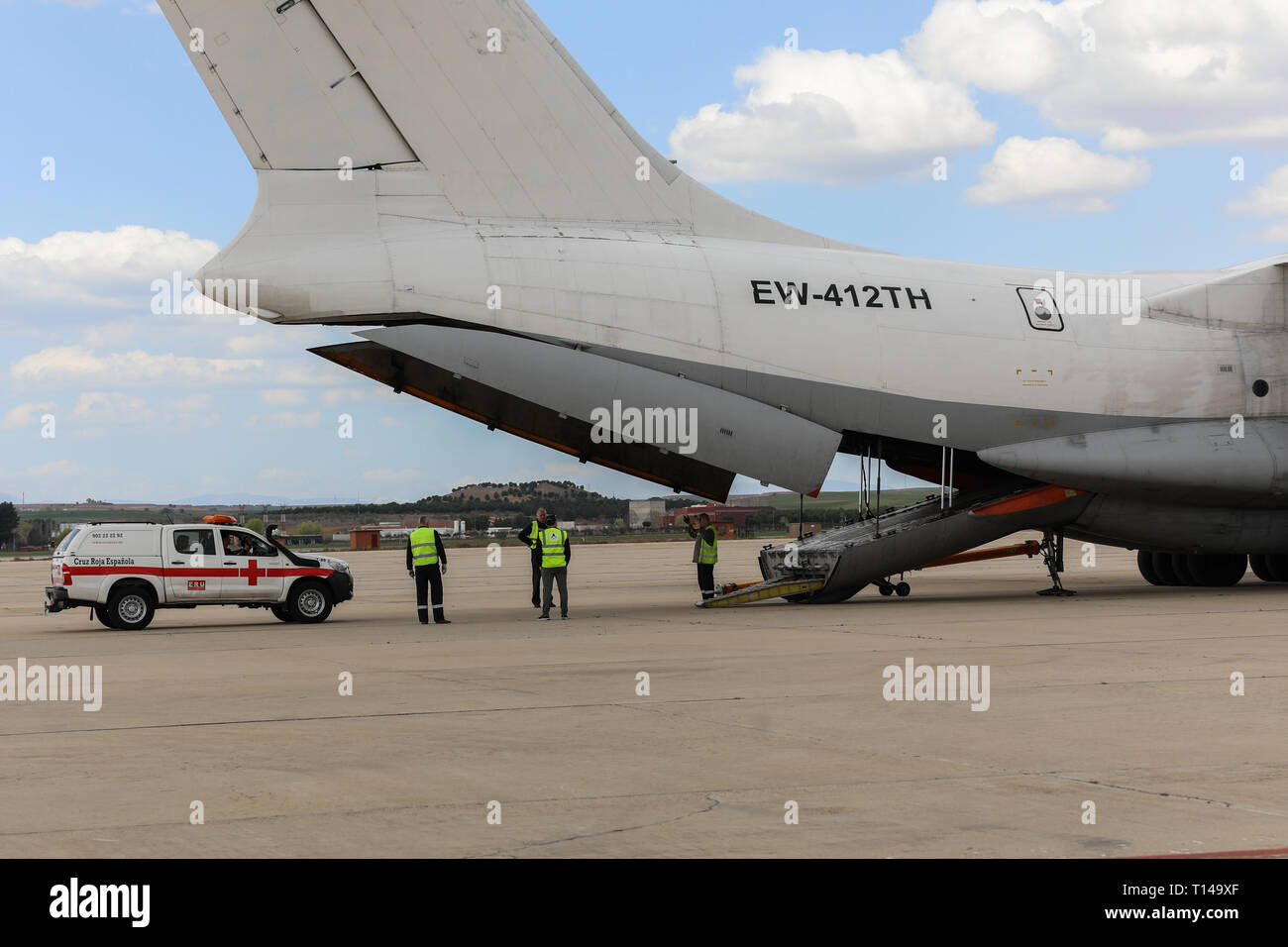 Red cross car hi-res stock photography and images - Alamy