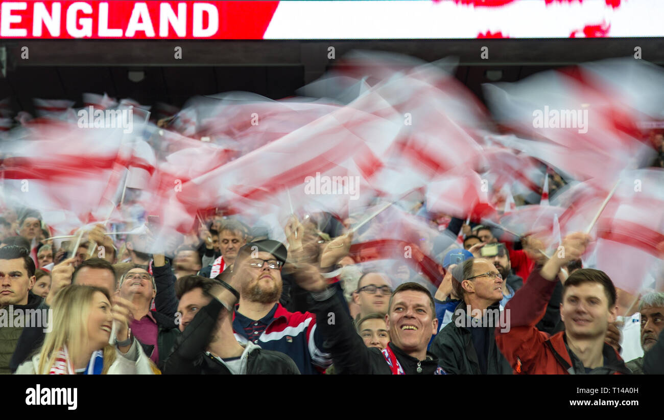 Euro 2020 england supporters hi-res stock photography and images - Alamy