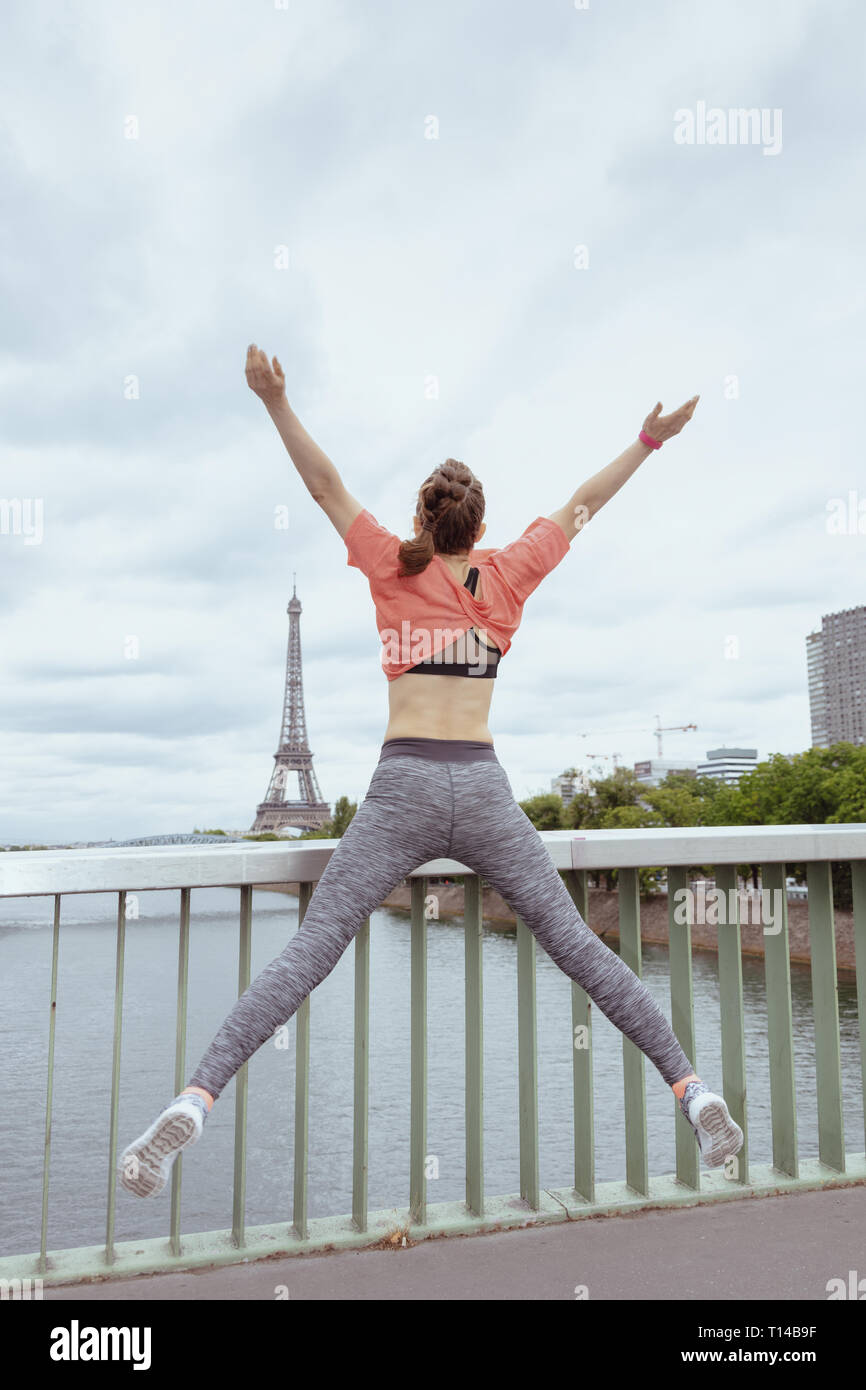 Eiffel tower jump sport hi-res stock photography and images - Alamy