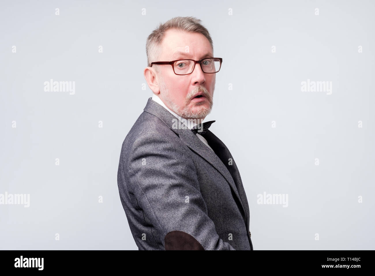 Back of man in suit head hi-res stock photography and images - Alamy