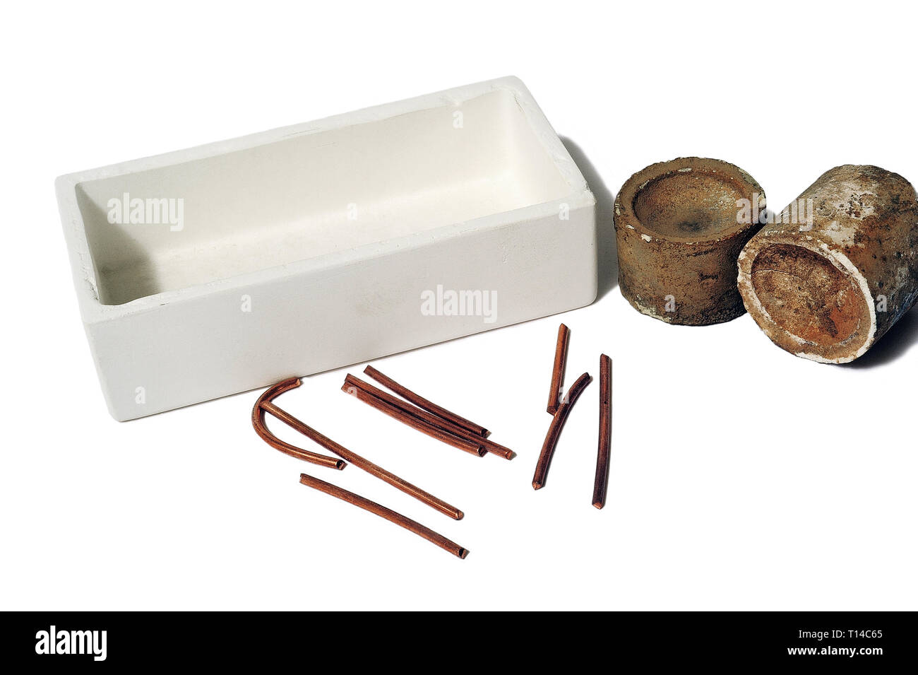 Crucible to make small ingots of precious metals such as gold or silver ...