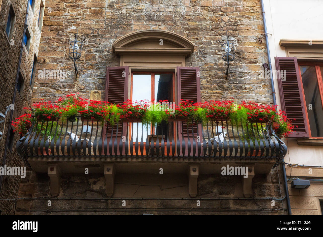 Italy balcony garden hi-res stock photography and images - Alamy