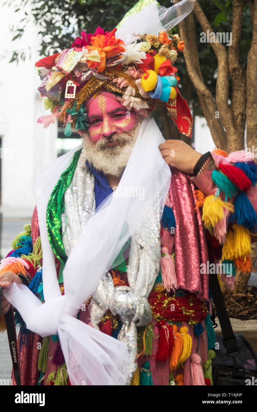 Informal gathering hi-res stock photography and images - Alamy