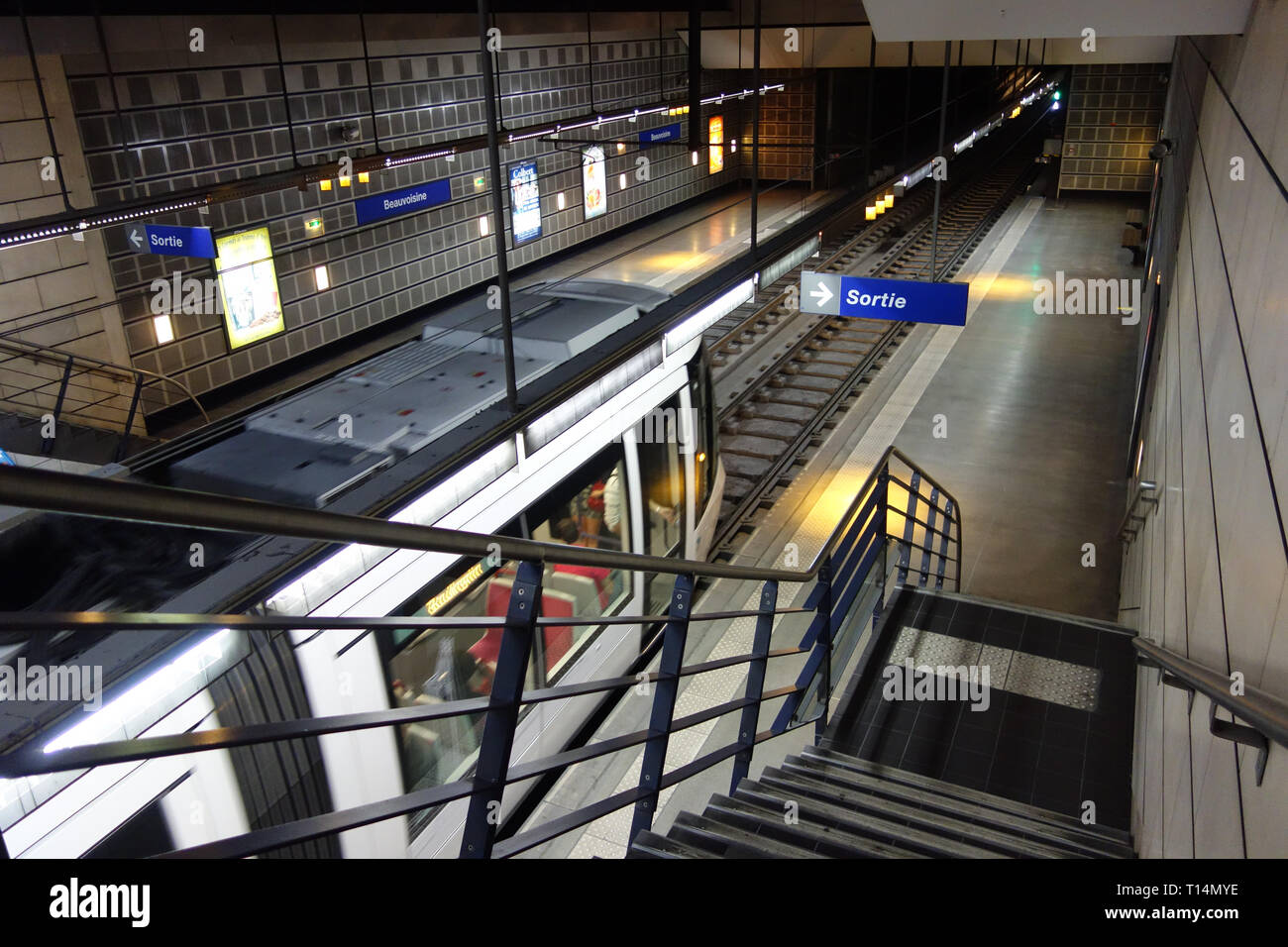 Rouen metro hi-res stock photography and images - Alamy