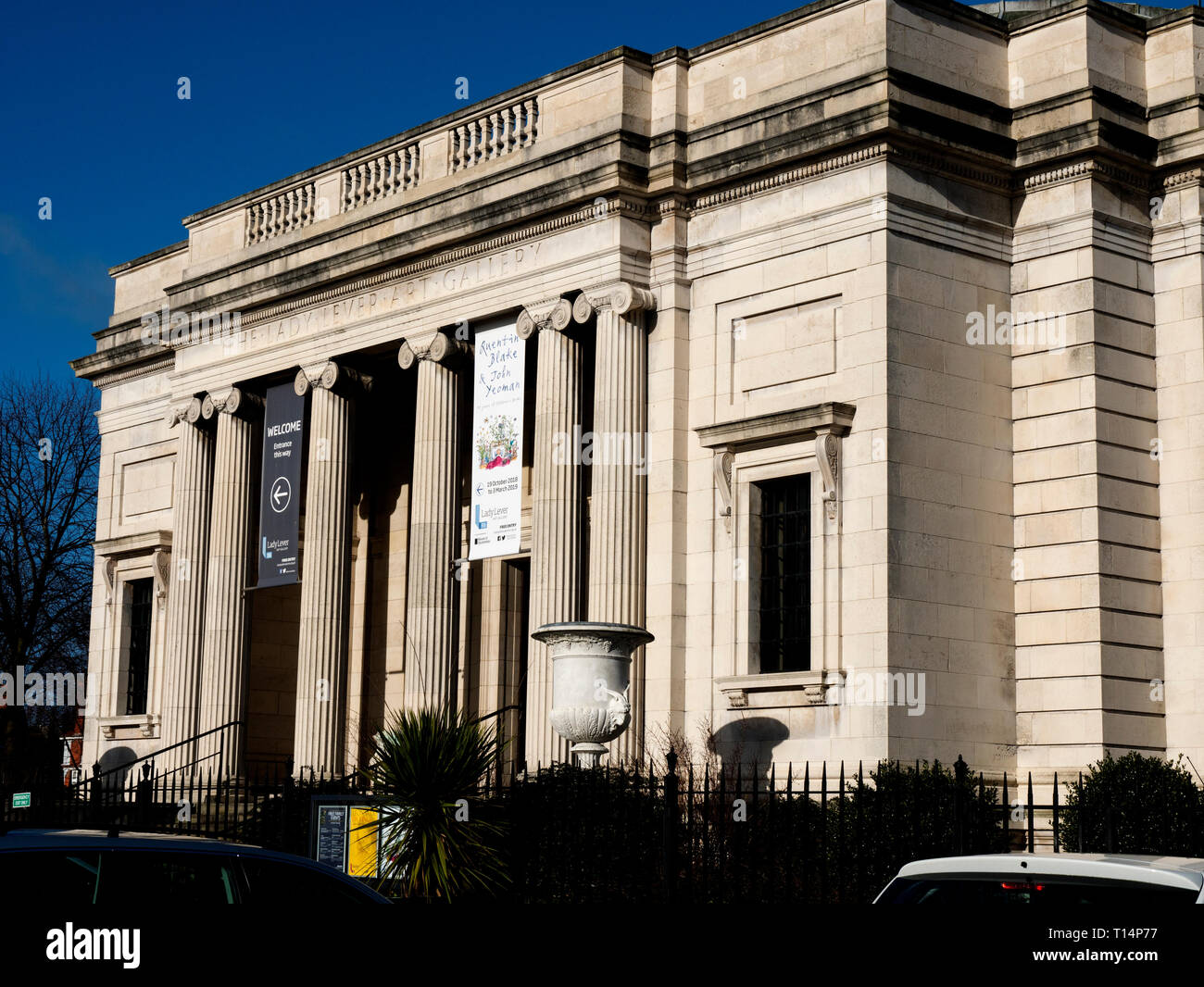 Lady Lever Art Gallery at the model village of Port Sunlight near ...