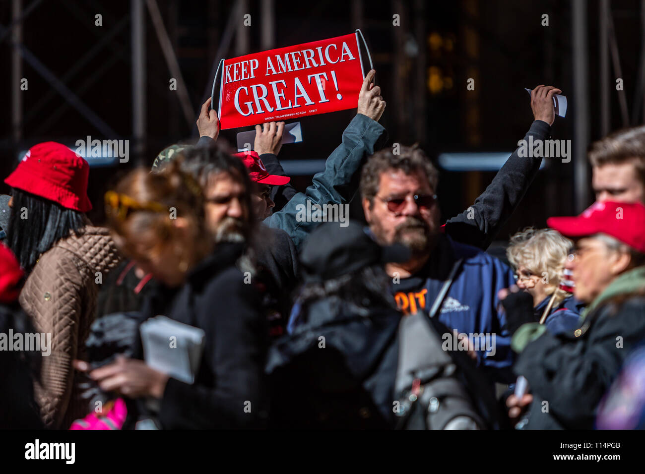 Trump supporters rally build the wall hi-res stock photography and ...