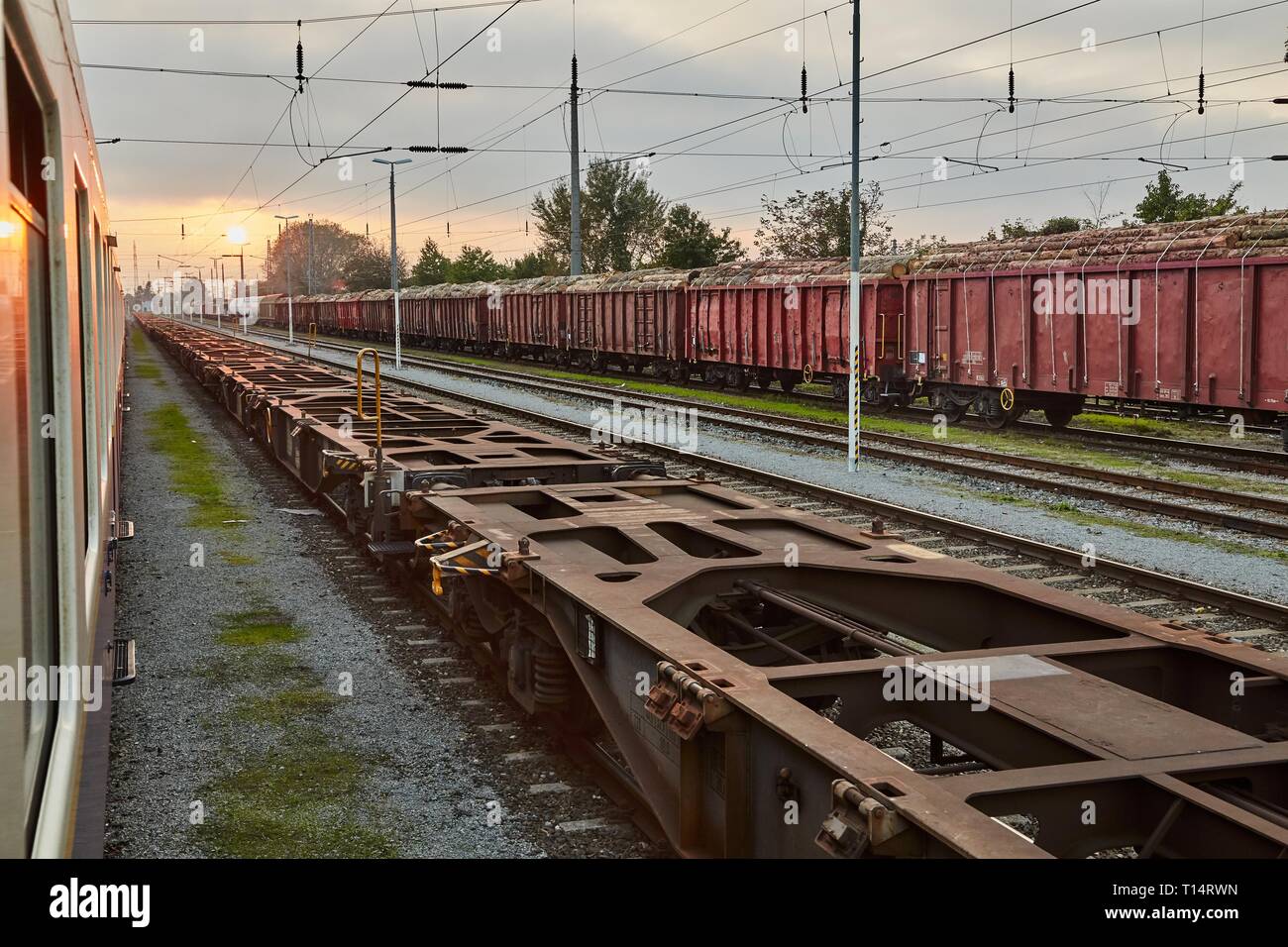 Train window view at dusk hi-res stock photography and images - Alamy
