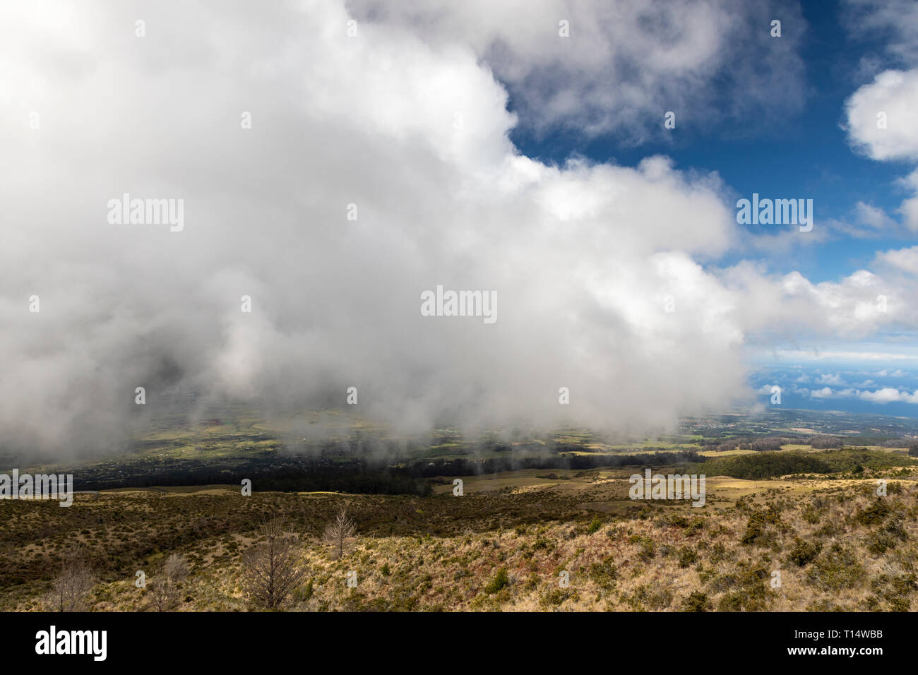 Maui Volcano Stock Photos & Maui Volcano Stock Images - Alamy