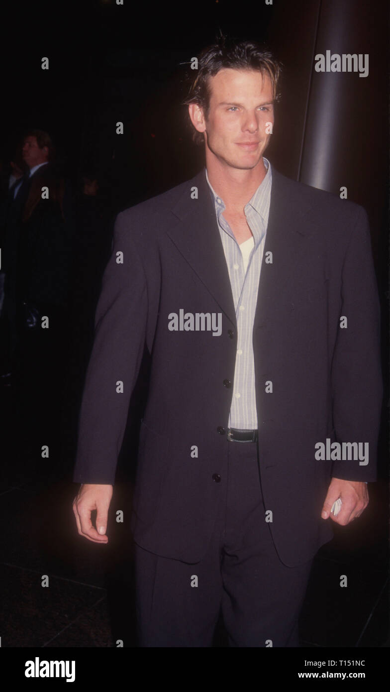LOS ANGELES, CA - MARCH 4: Actor/director Peter Berg attends Warner ...
