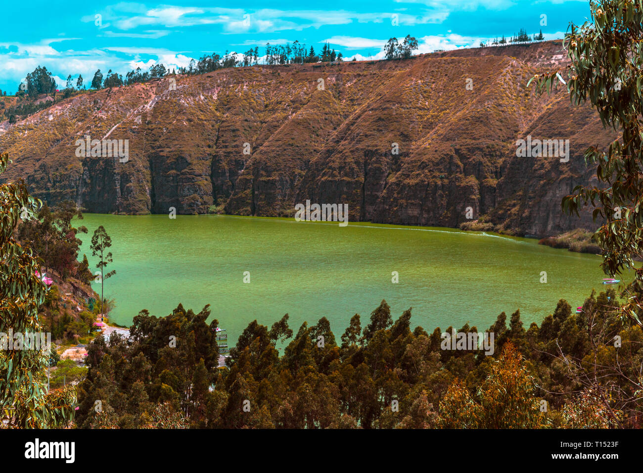 Yambo lake hi-res stock photography and images - Alamy