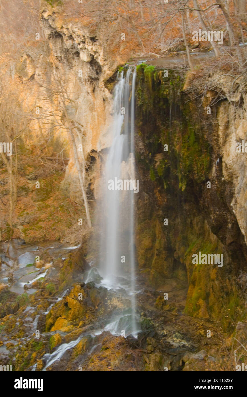 Falling spring falls hi-res stock photography and images - Alamy