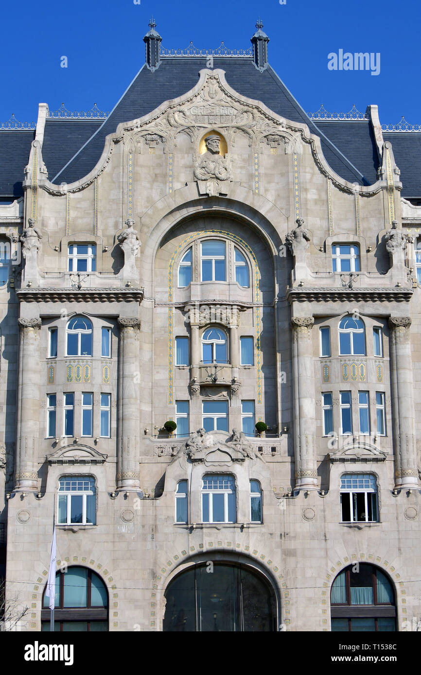 Lat 47 49947700 hi-res stock photography and images - Alamy