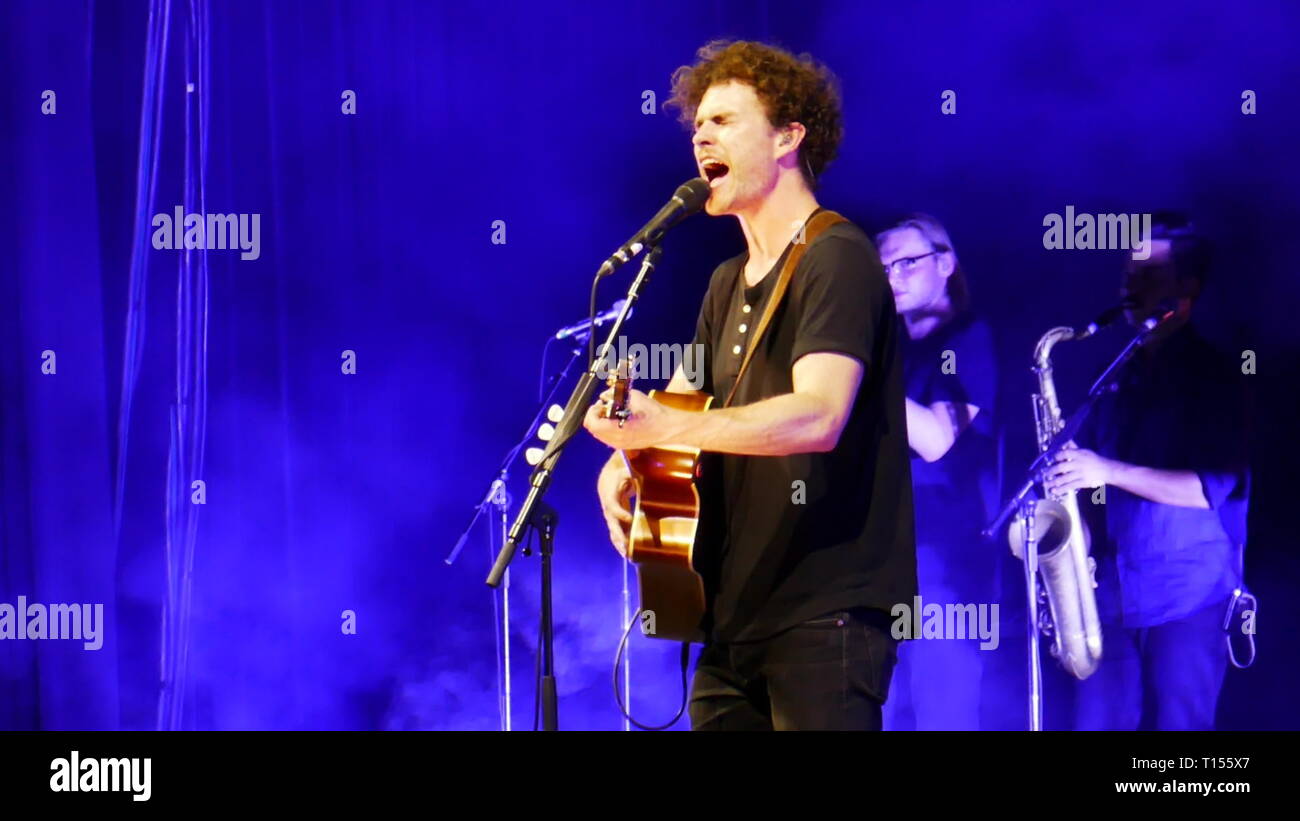 LOS ANGELES, CA - JULY 6: Singer Vance Joy performs in concert on ...