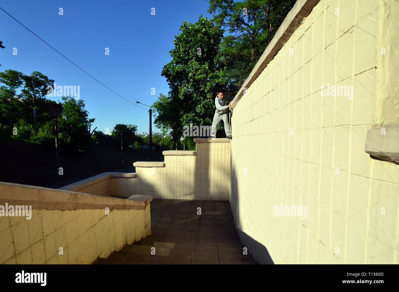 People doing obstacles hi-res stock photography and images - Alamy