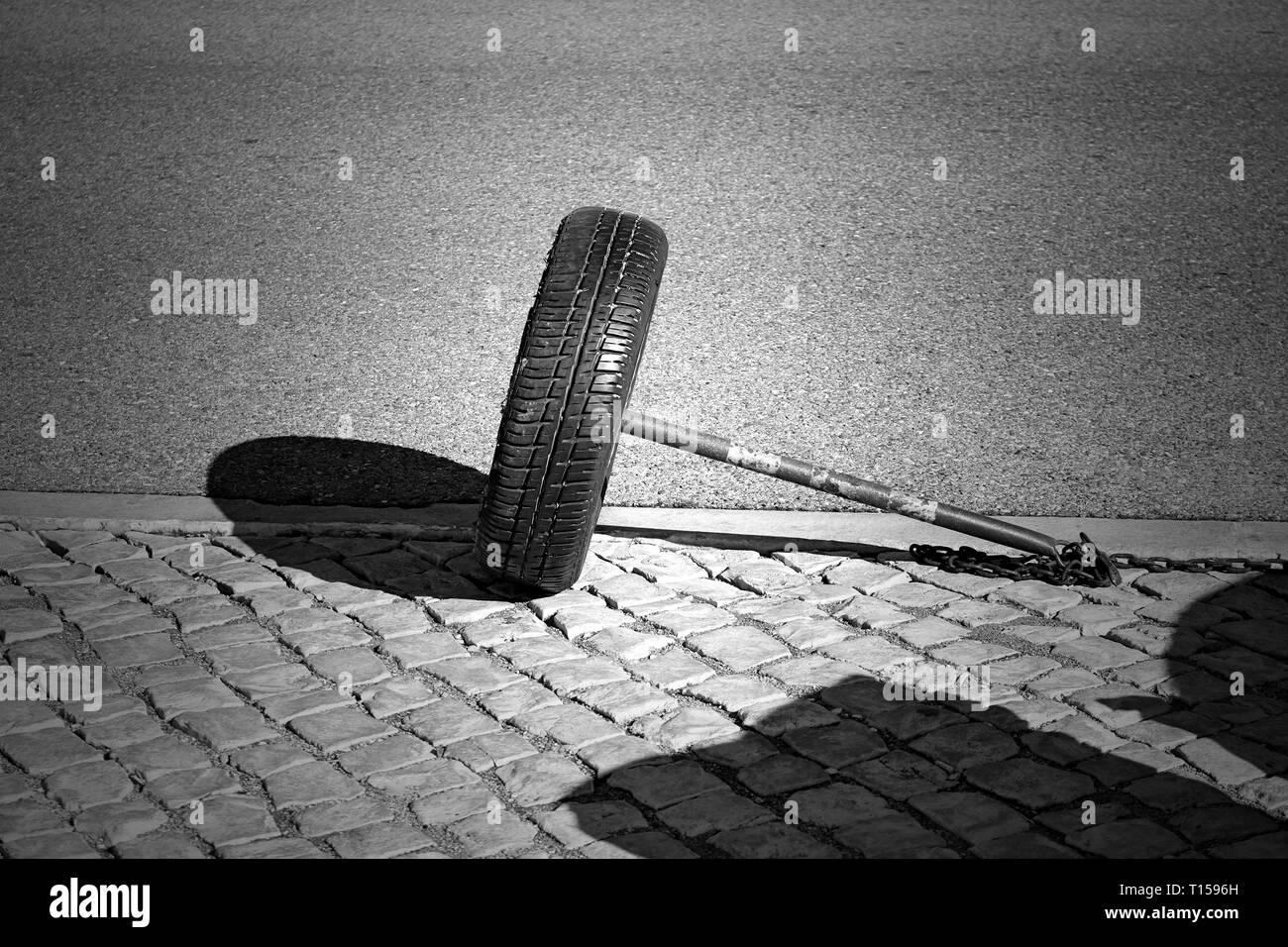 Empty tire Black and White Stock Photos & Images - Alamy