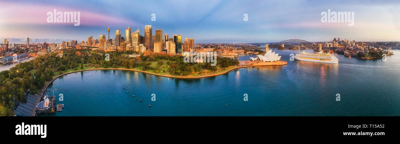 Cityscape of Sydney city CBD with major architectural landmarks on ...