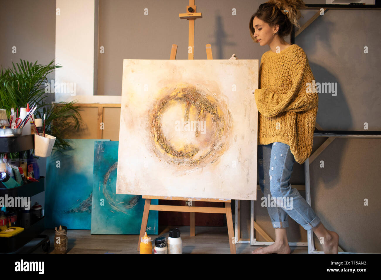 Woman in atelier hi-res stock photography and images - Alamy
