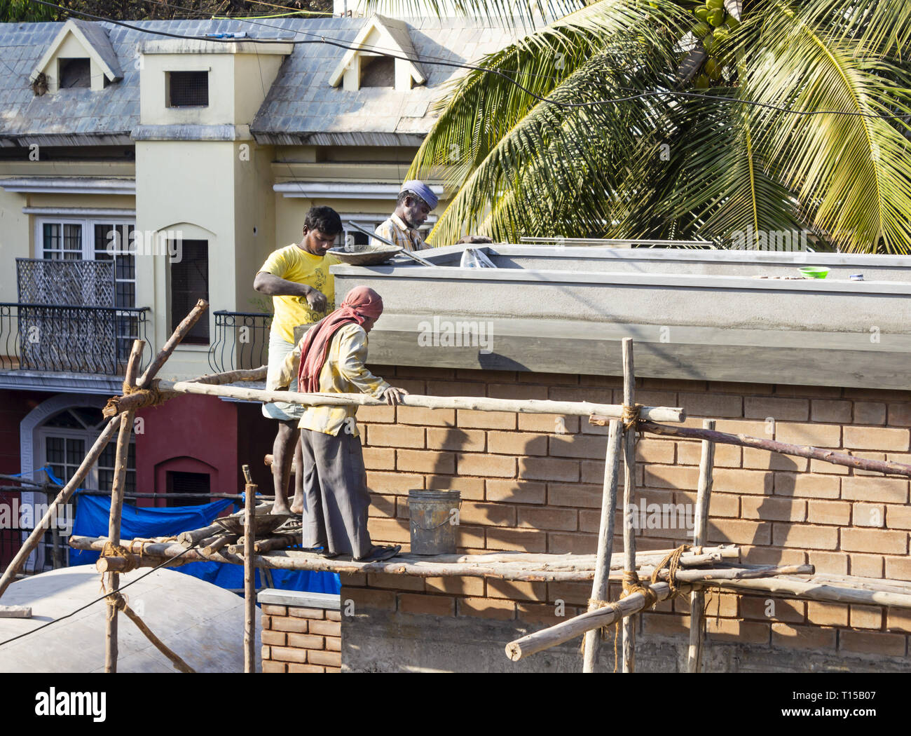 Unsafe construction hi-res stock photography and images - Alamy