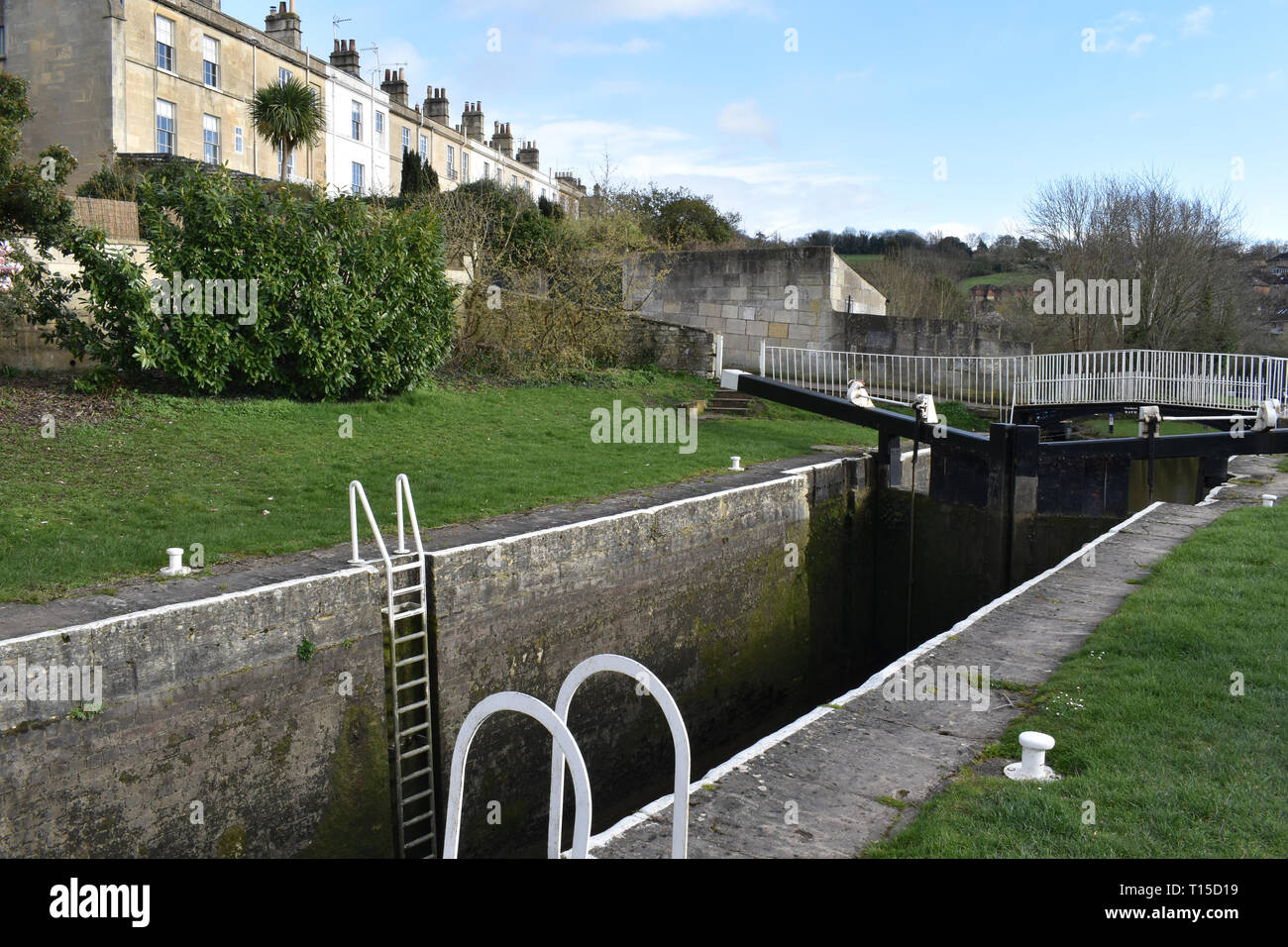 Kennet and avon canal bath locks hi-res stock photography and images ...