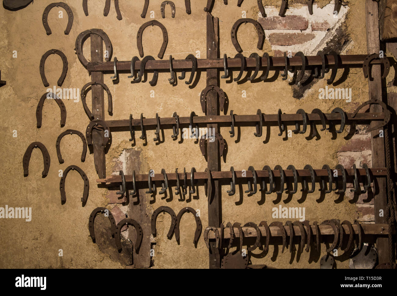 Red fire horse symbol hi-res stock photography and images - Alamy