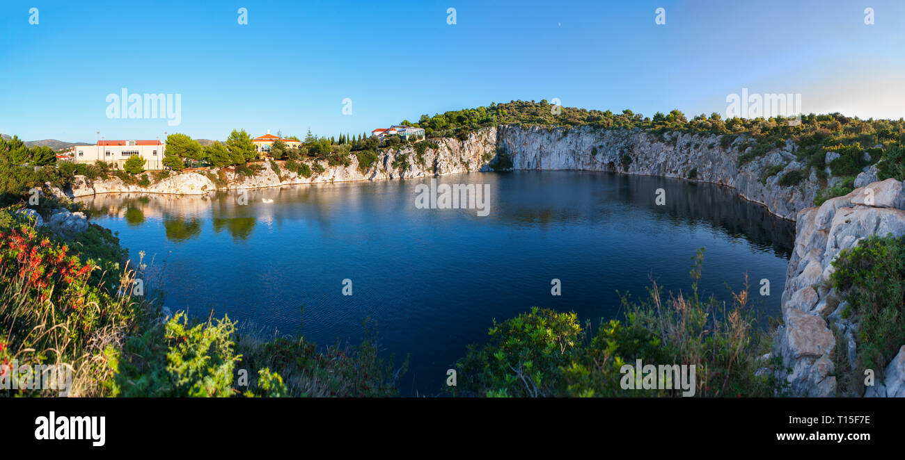 Croatia, Dalmatia, peninsulina Gradina, Lake Drachenaugensee Stock ...