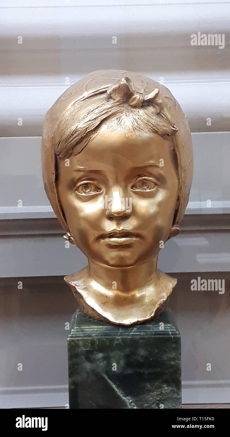 Sculpture in the free Lady Lever Art Gallery at the model village of ...